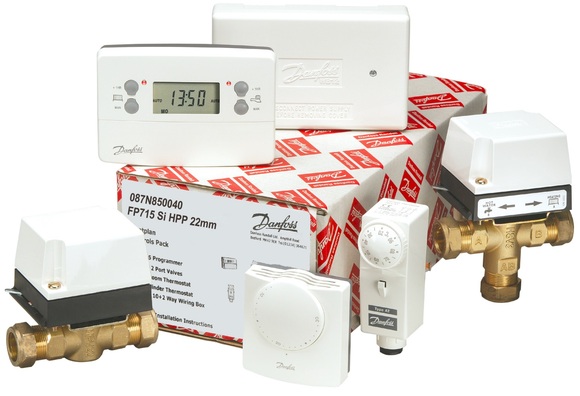 Danfoss | FP715 HPP + WC | - Heating controls - Bathrooms And Showers ...